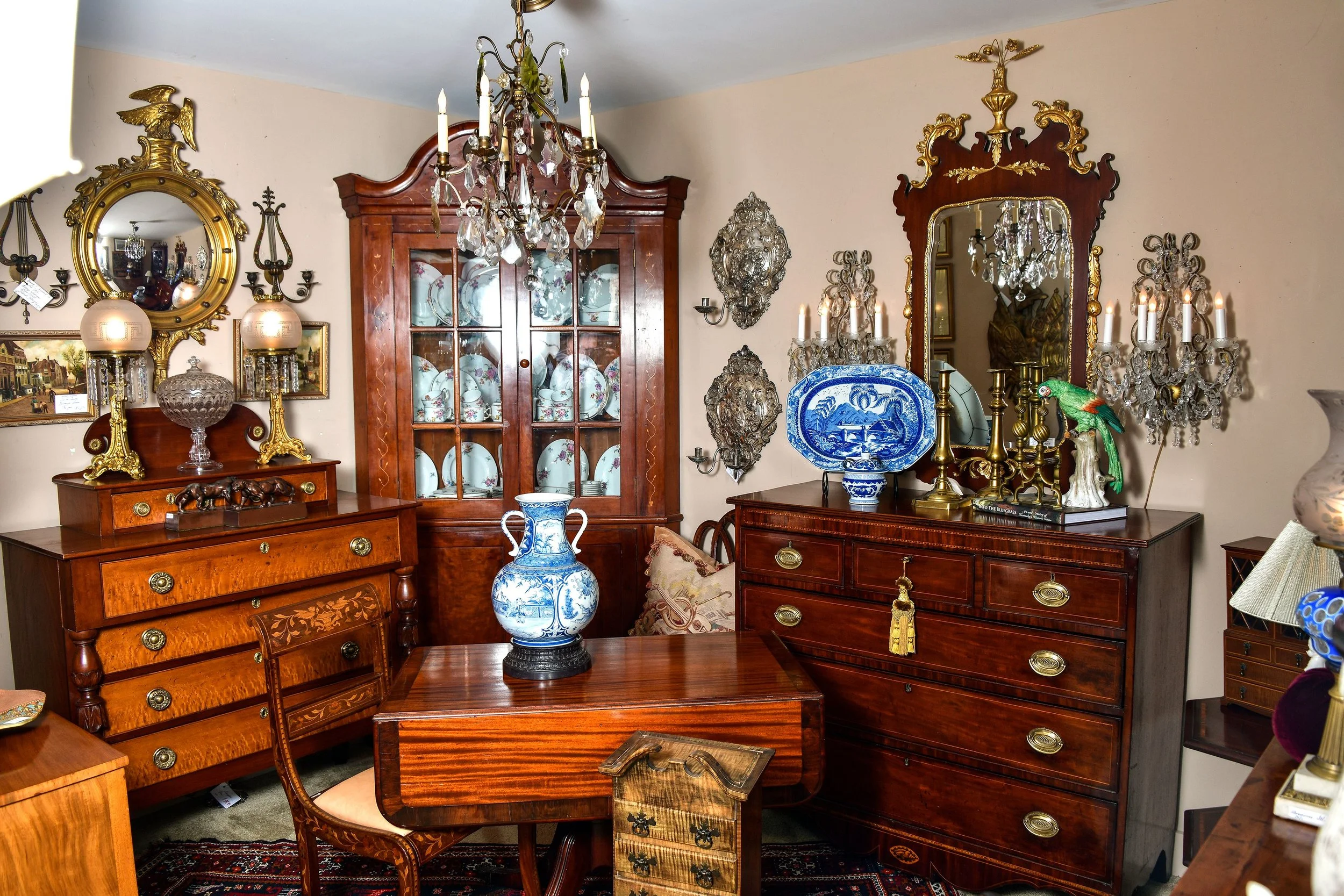 Irish Acres Gallery of Antiques