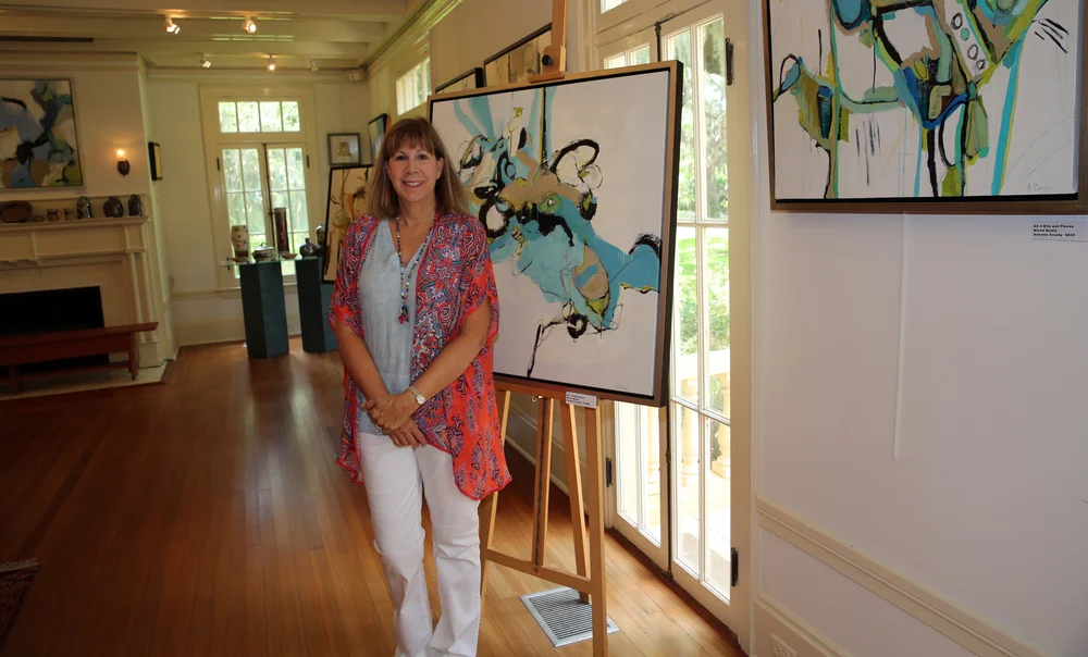 ABOUT — Annette Crosby