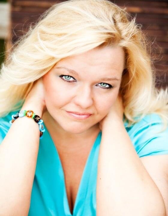 Who We Are — The Avant Garde'n