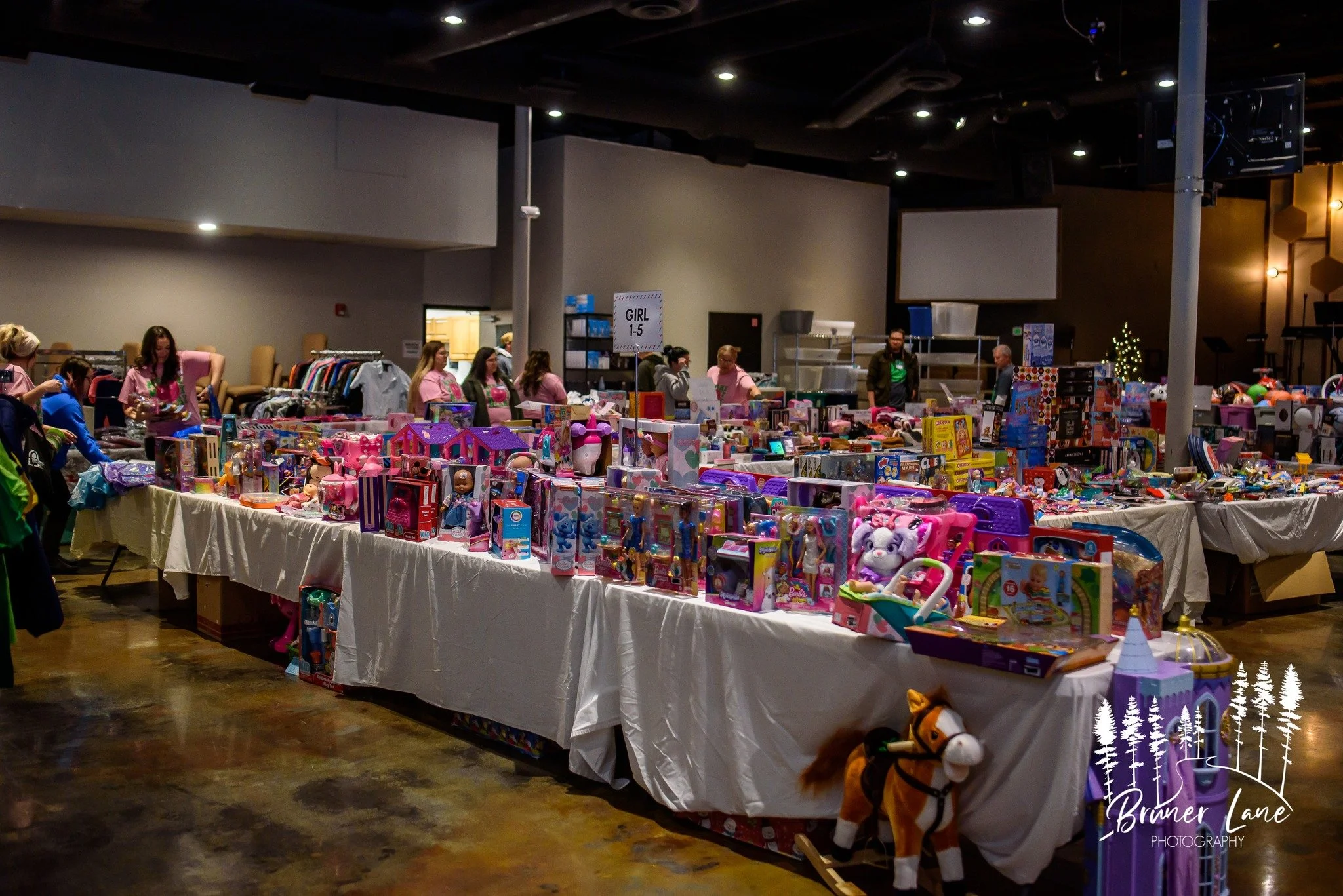 Community & Store Events — The Avant Garde'n