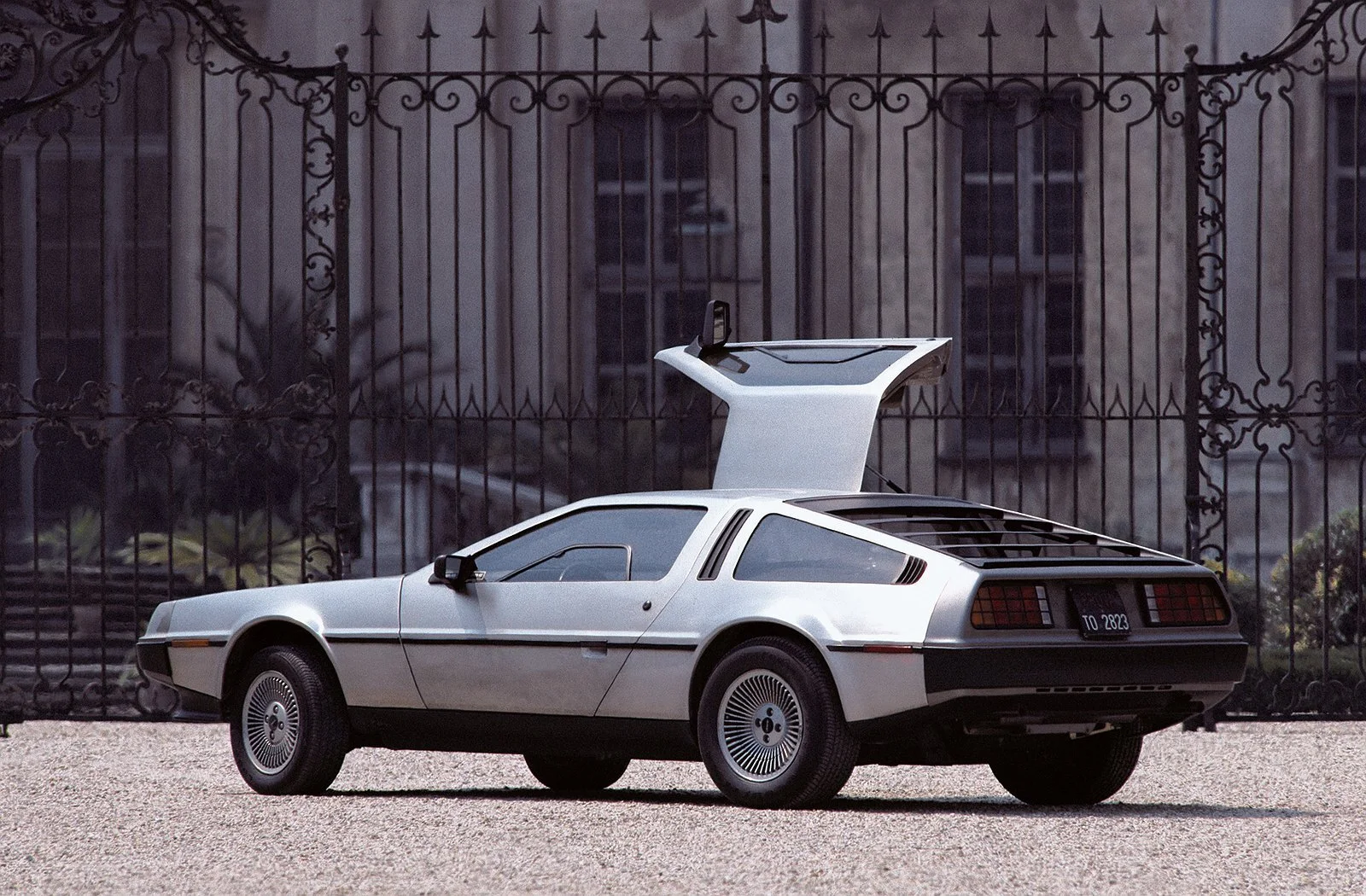 Classic DeLorean Car Images | Original Collection — Tunnel Ram