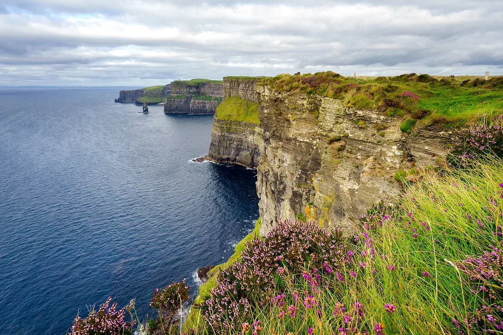 Escape the City Life to Get Lost in Ireland's Scenic Beauty — Volterre