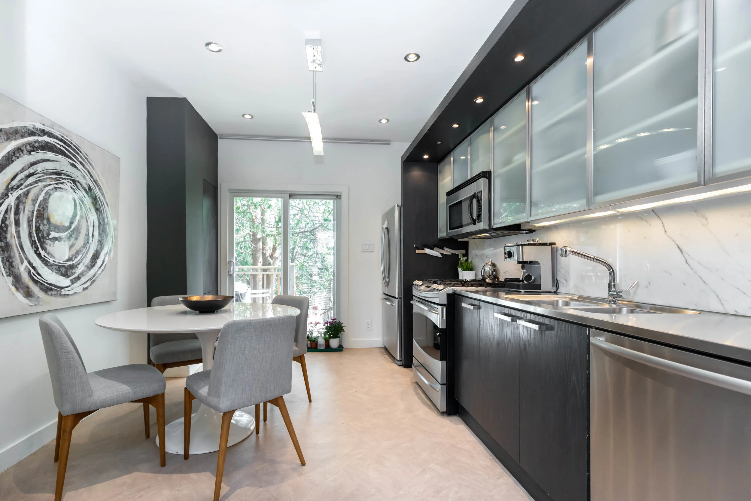 7 Cavell Ave