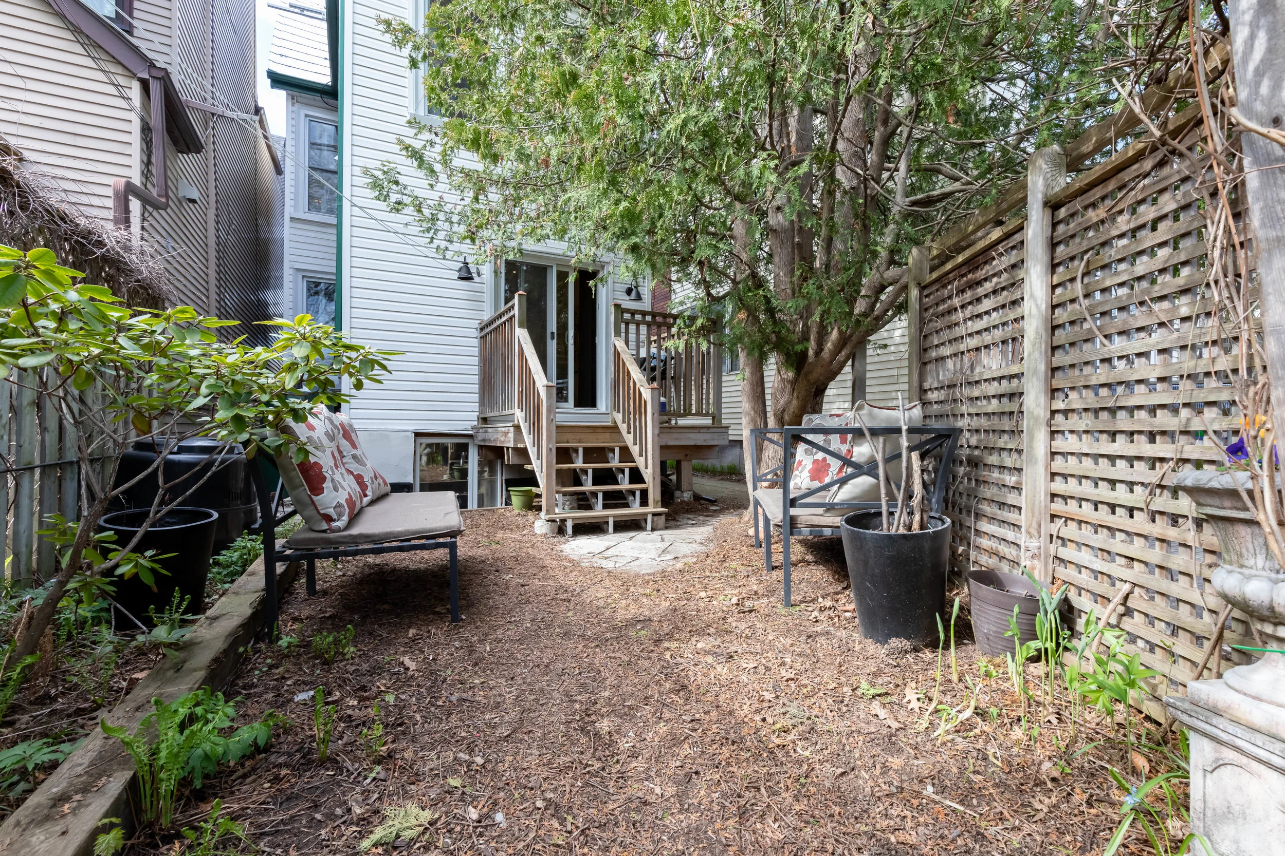 7 Cavell Ave