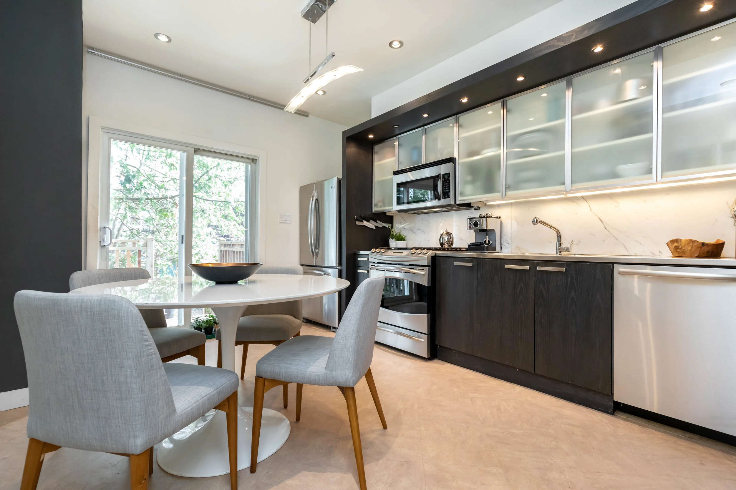 7 Cavell Ave