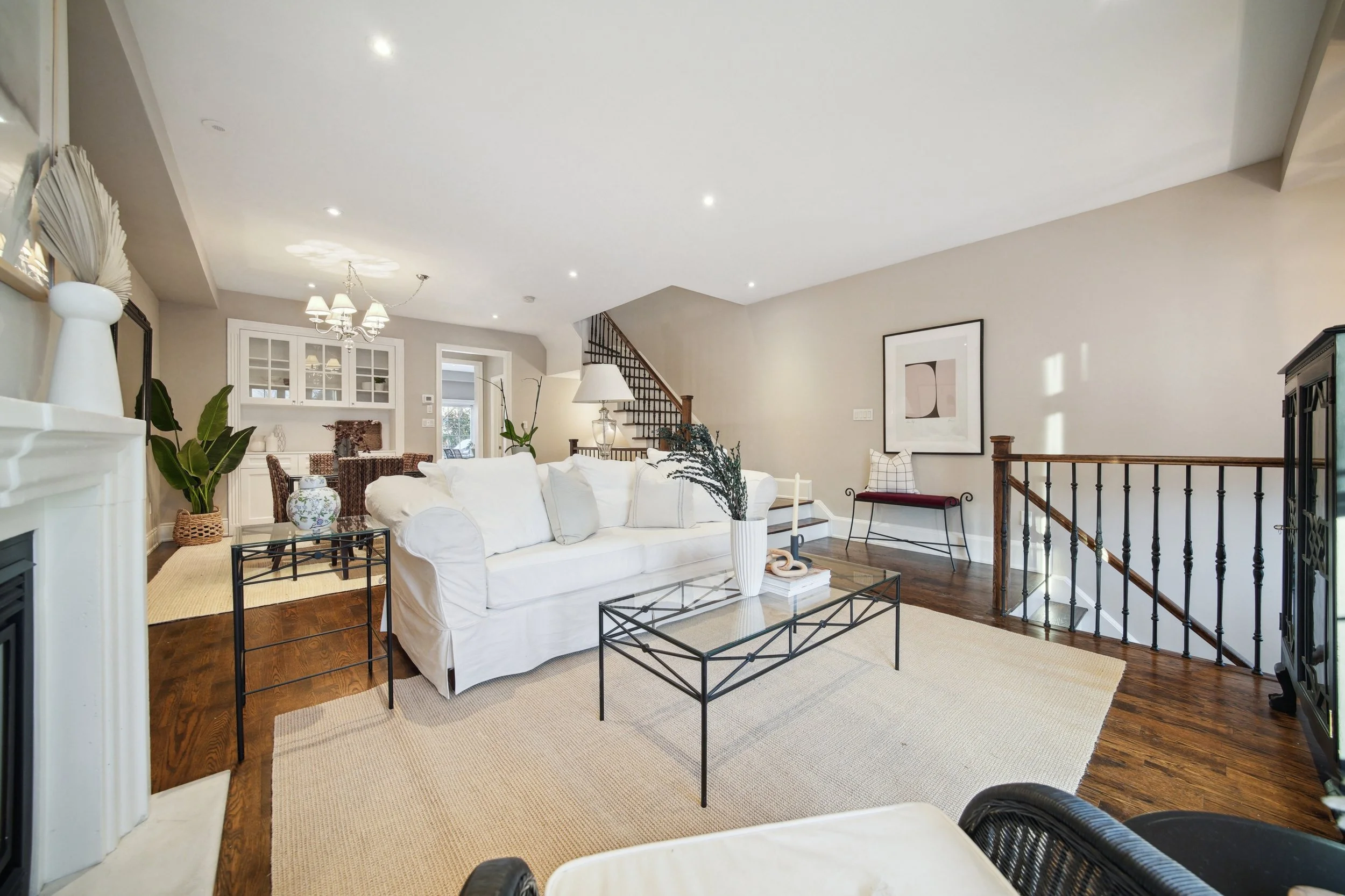 For Sale | 15-208 La Rose Avenue
