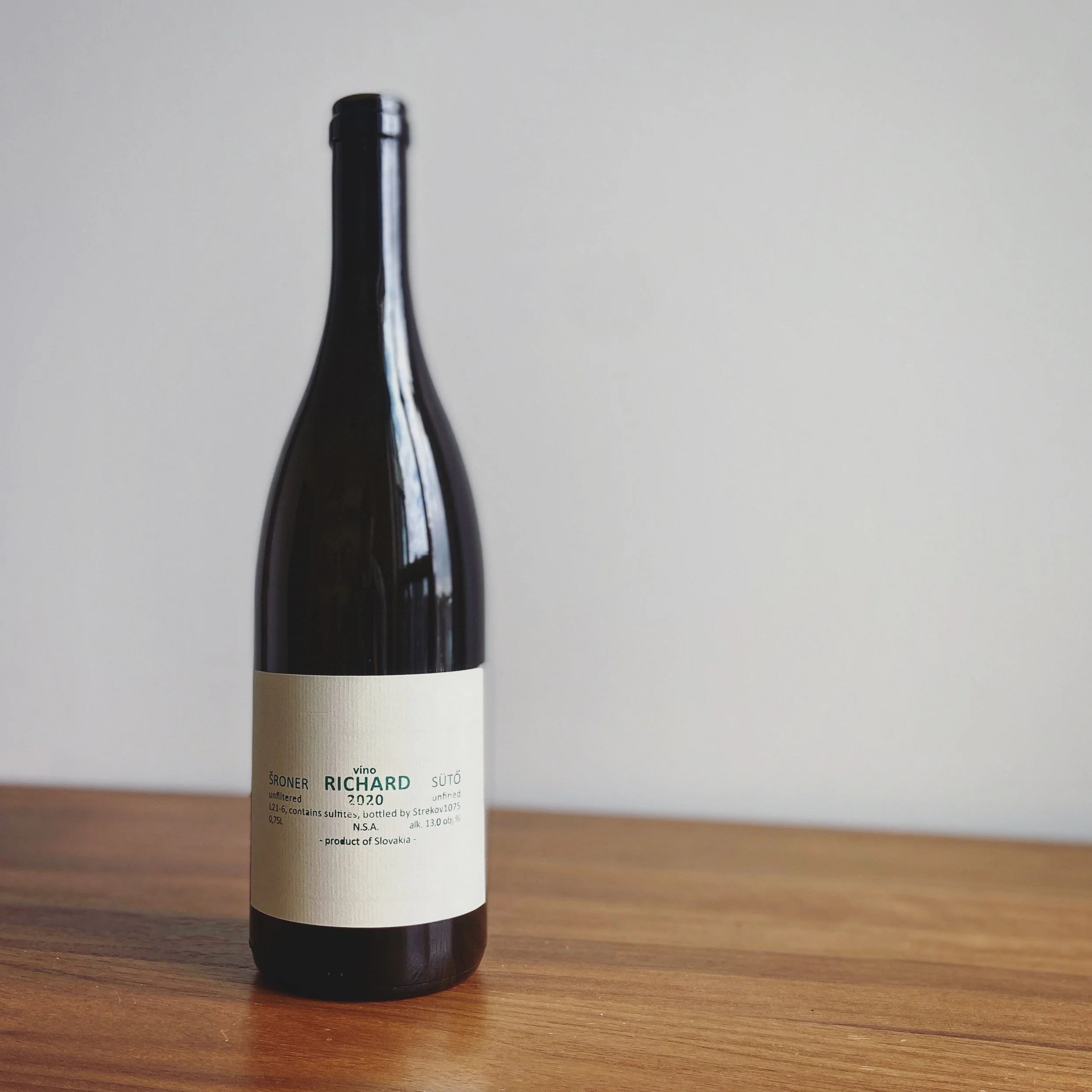 STREKOV 1075 | JUŽNOSLOVENSKÁ, SLOVAKIA — Juice Imports | Alberta ...