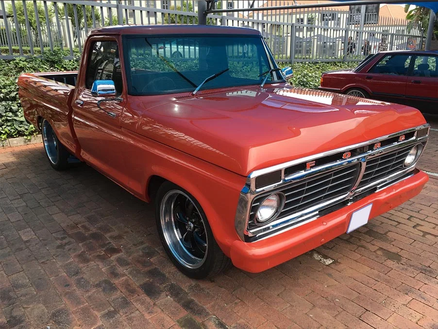 Custom F100 Group Picture