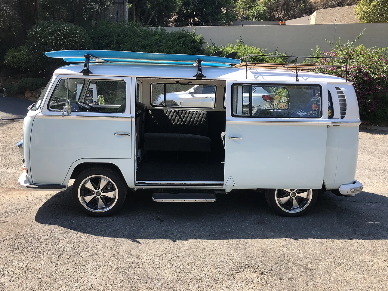 VW Bay Window Type 2 T2 Delux 1971 Model — Collectible Wheels