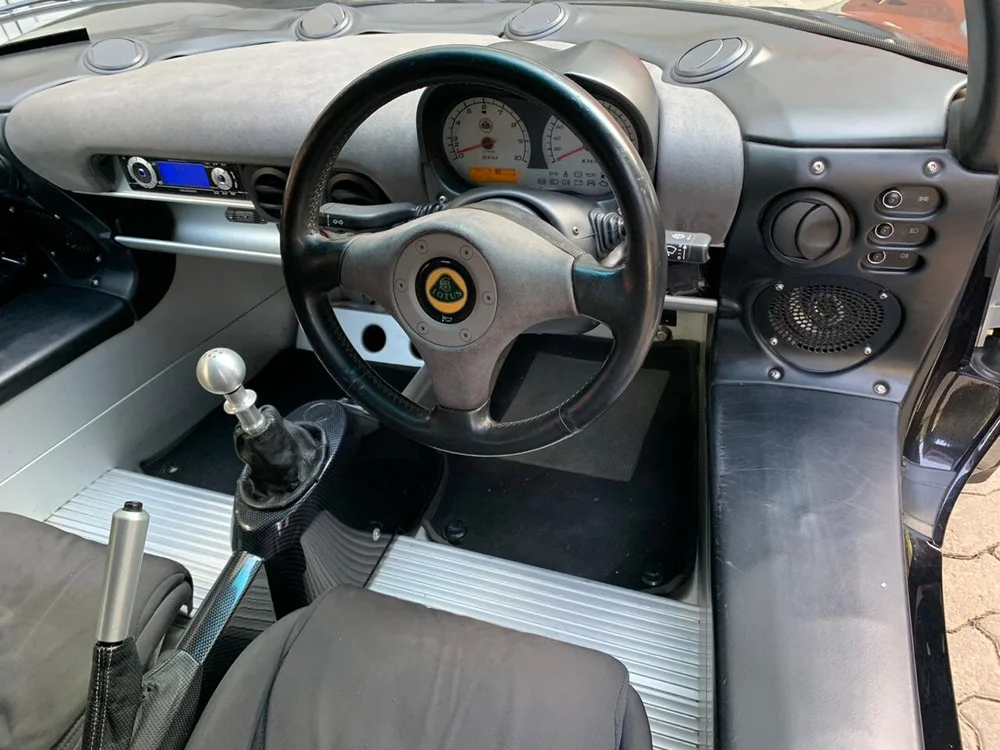 Lotus Elise S2 Interior