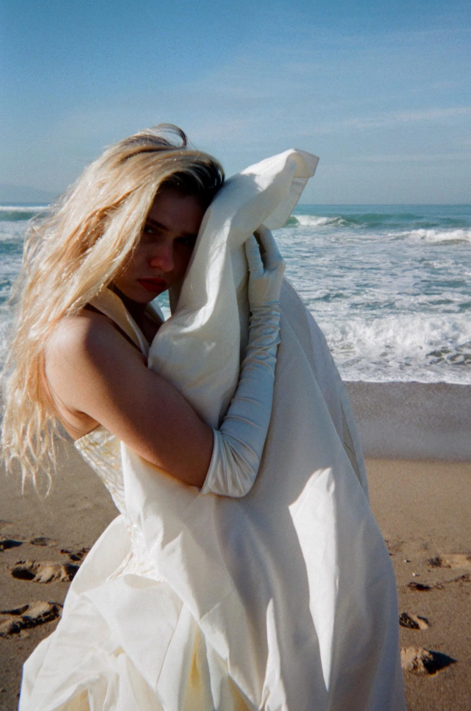 Bunny Girl — RektMag