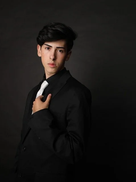 Expressions - Hawaii's Premier Photography Studio