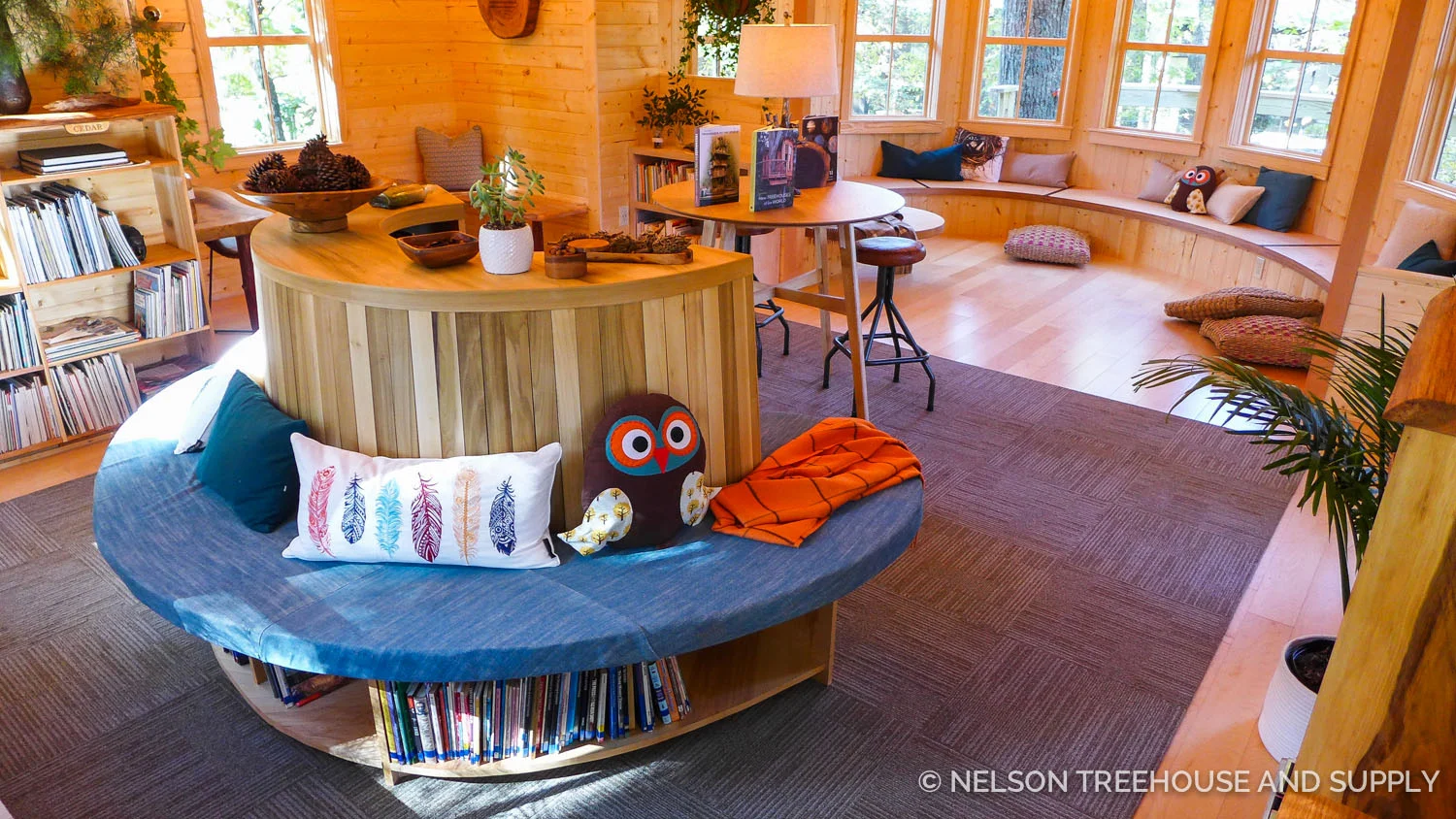 Photo Tour: Owl's Nest Treehouse Library — Nelson Treehouse