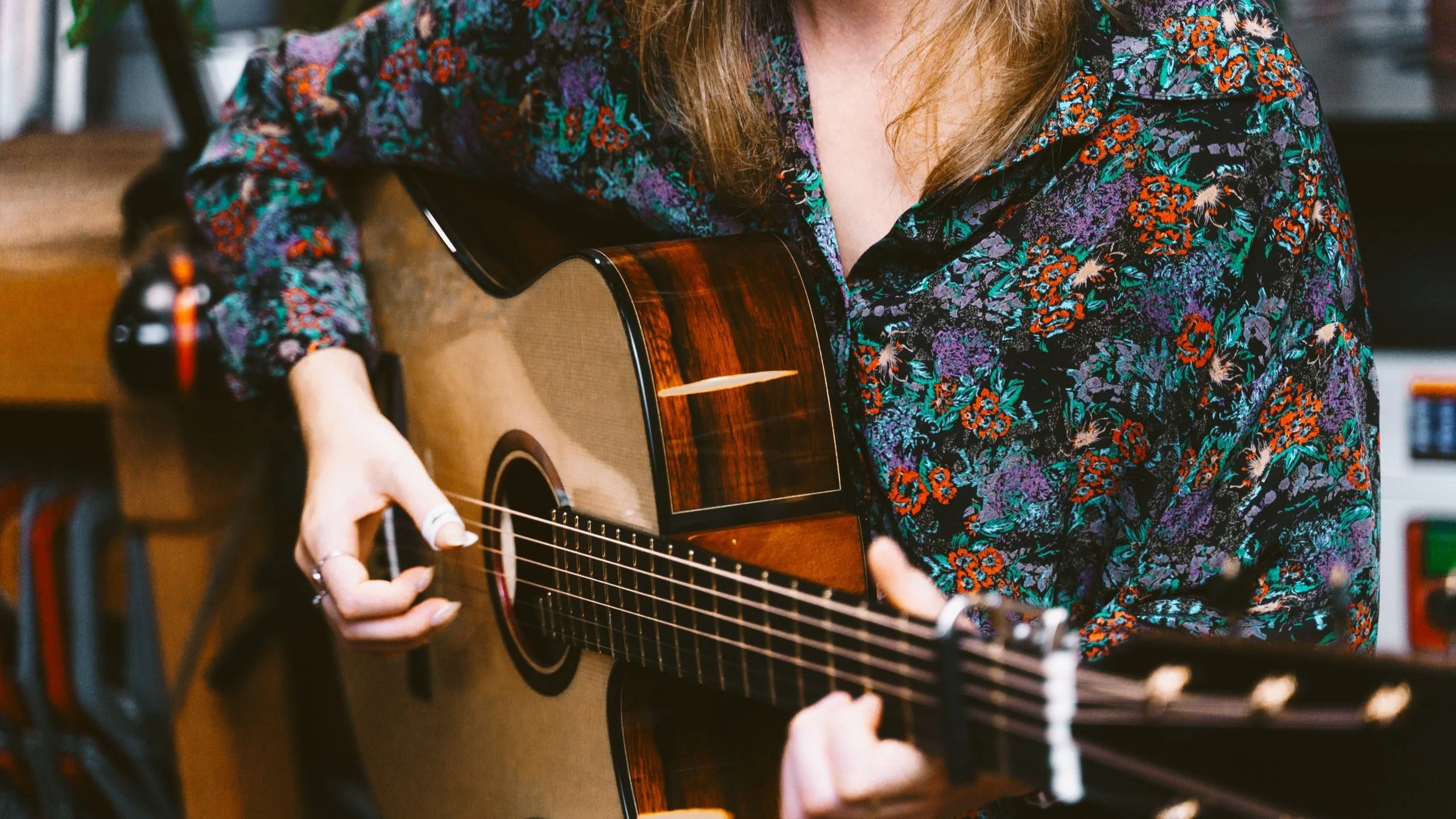 Tom Sands Guitars