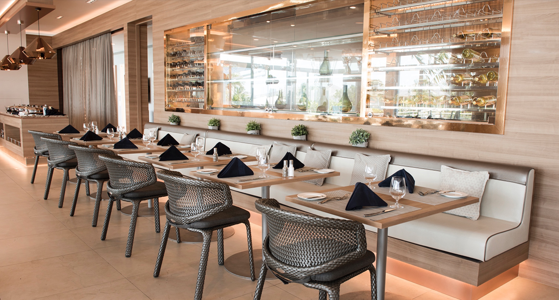Hilton Resorts World Bimini — Cacique International