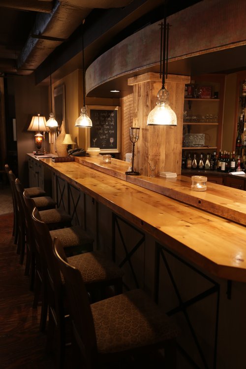 Little Louis' Oyster Bar & Fine Cuisine