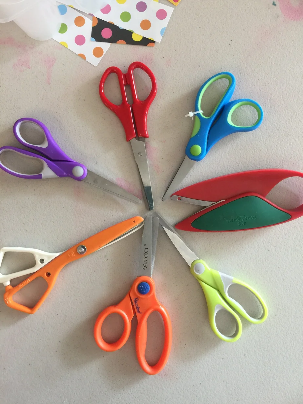 Snip, snip, snowflakes! — little bluebirds