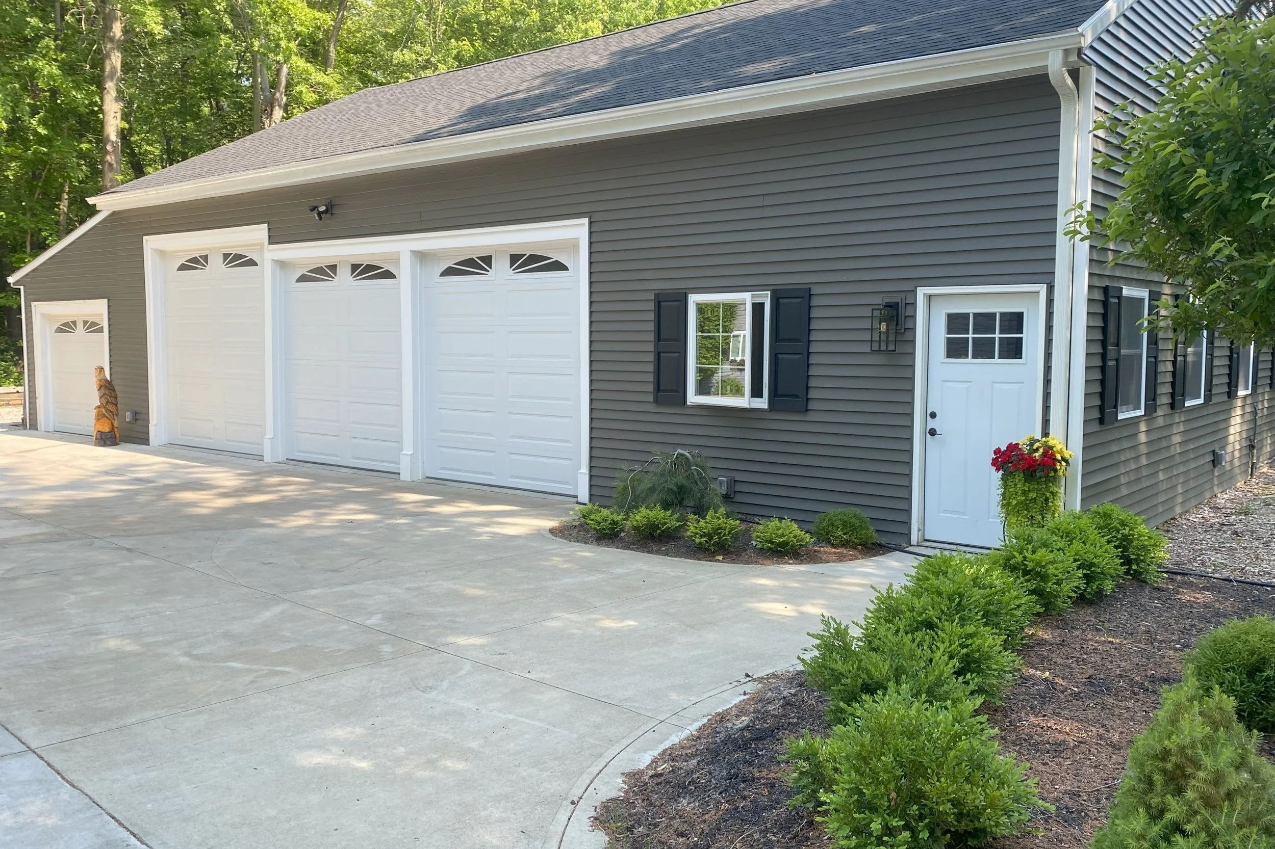 Eagle Design and Construction