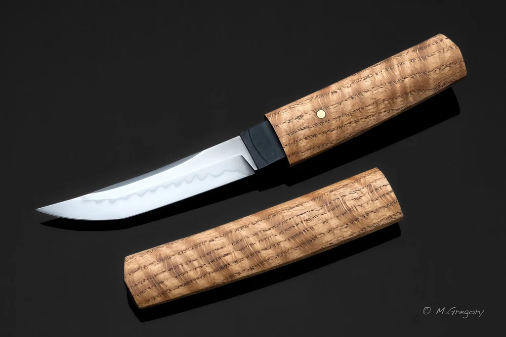 Show Room — Pariah Knives