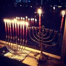 Shammai's Chanukkah Menorah Explained — Rabbi Josh Franklin