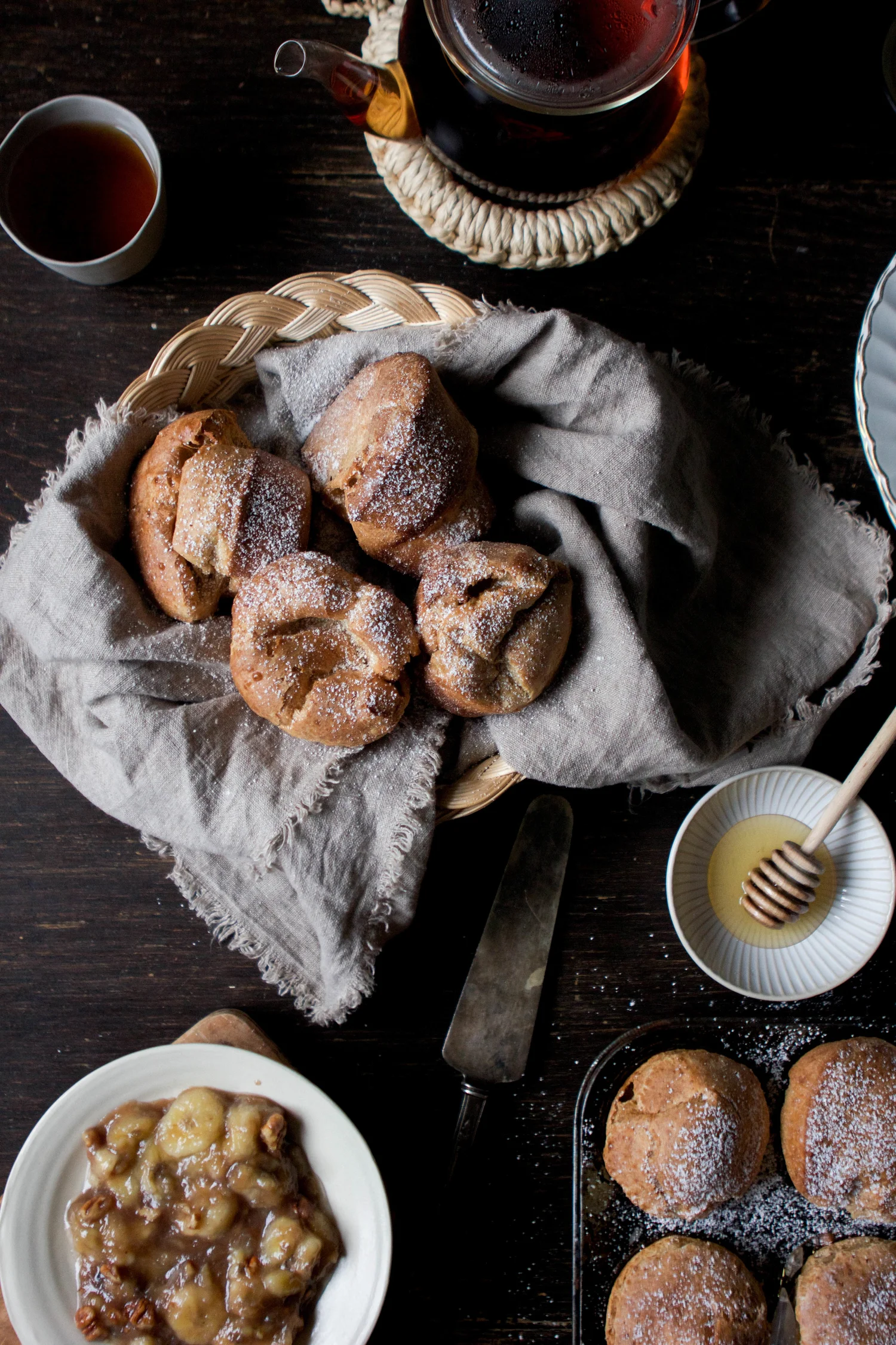 muffin pan pancake popovers + honey caramelized bananas & pecans — L | E
