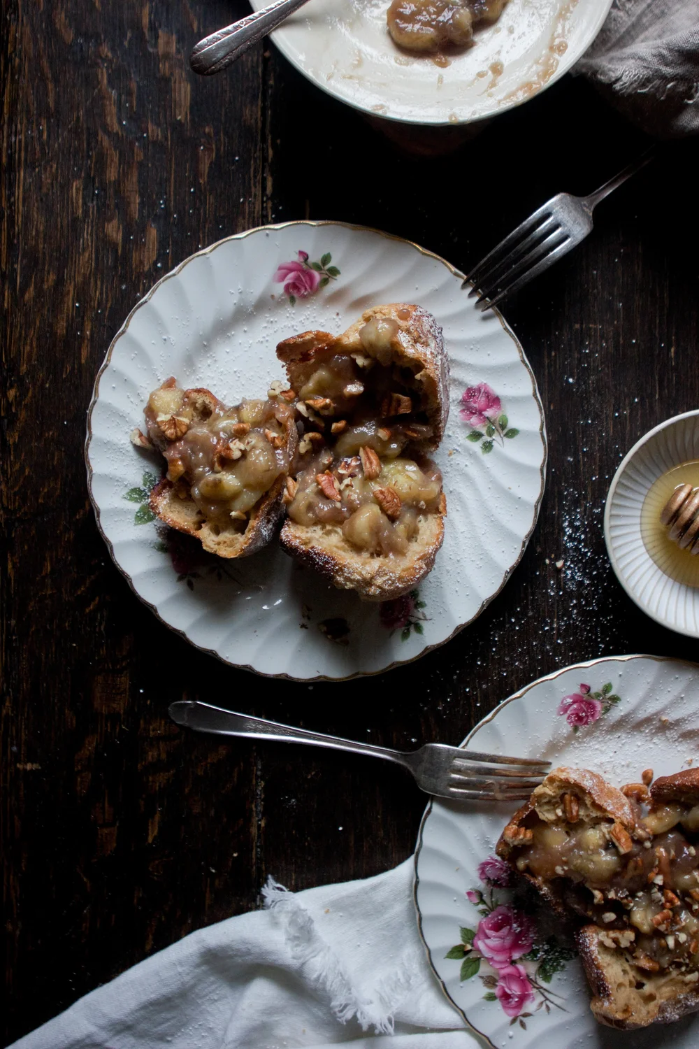 muffin pan pancake popovers + honey caramelized bananas & pecans — L | E