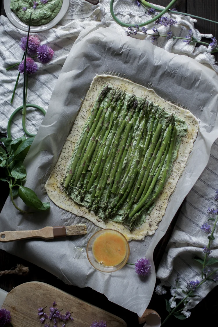 creamy garlic scape + chive flower pesto & asparagus tart — L | E