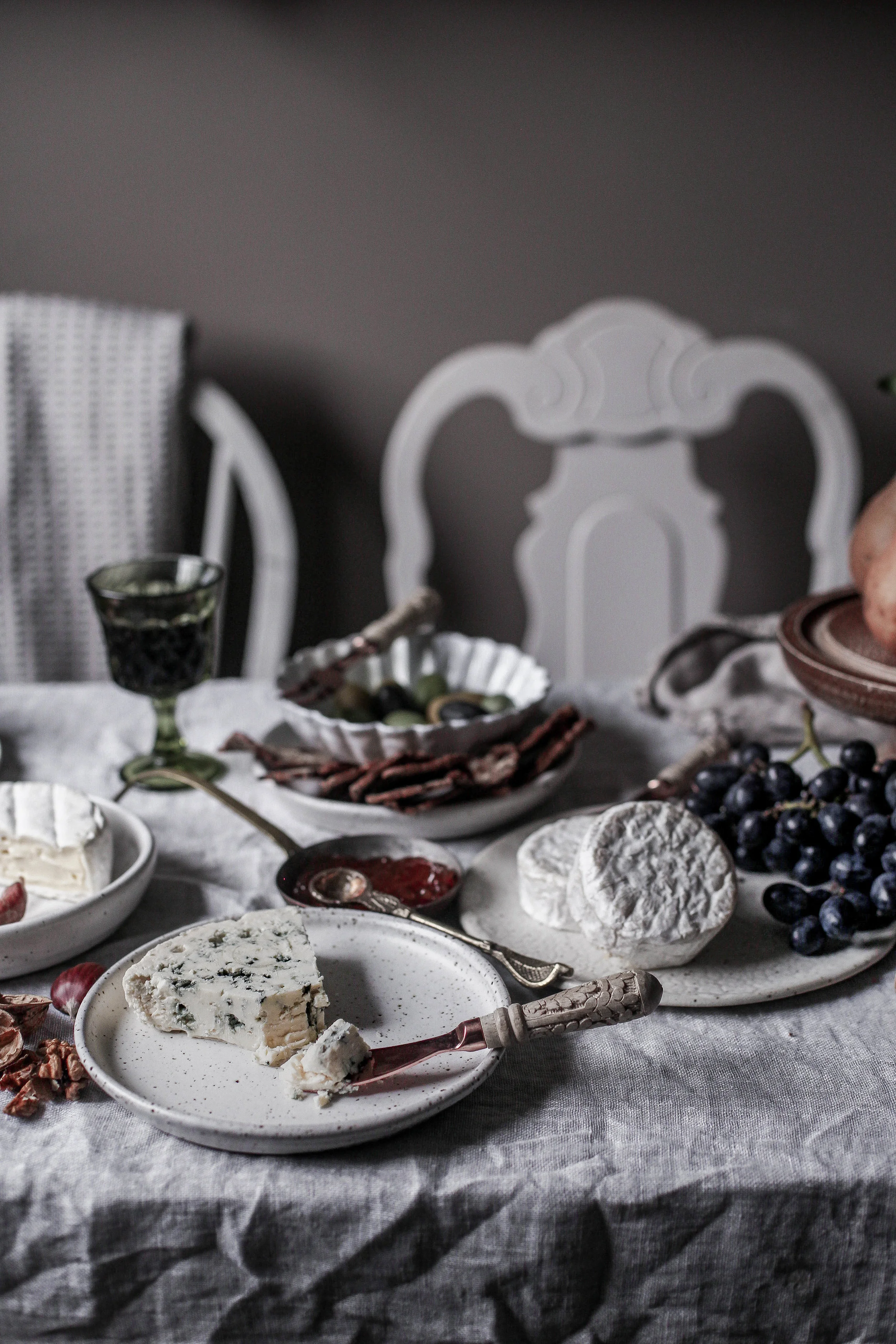 malbec mulled wine poached pears with Castello camembert cheese — L | E