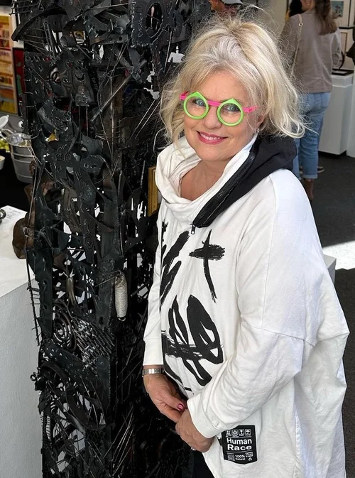 Interview with Robin Jordan — Contemporary Art Curator Magazine