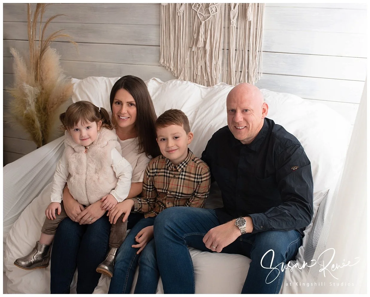 Indoor Family Portrait Ideas