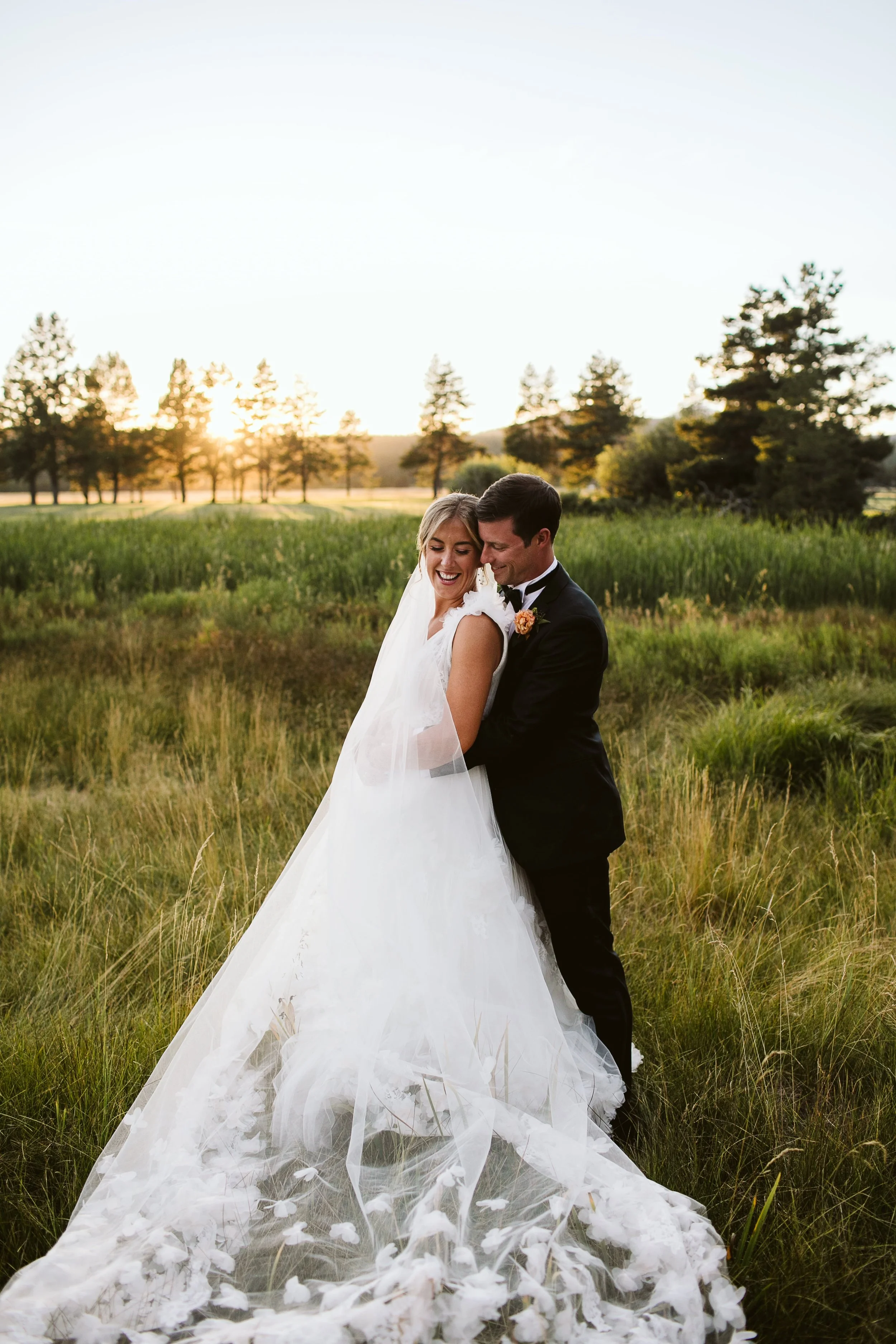 Featured: Summer Vail Wedding