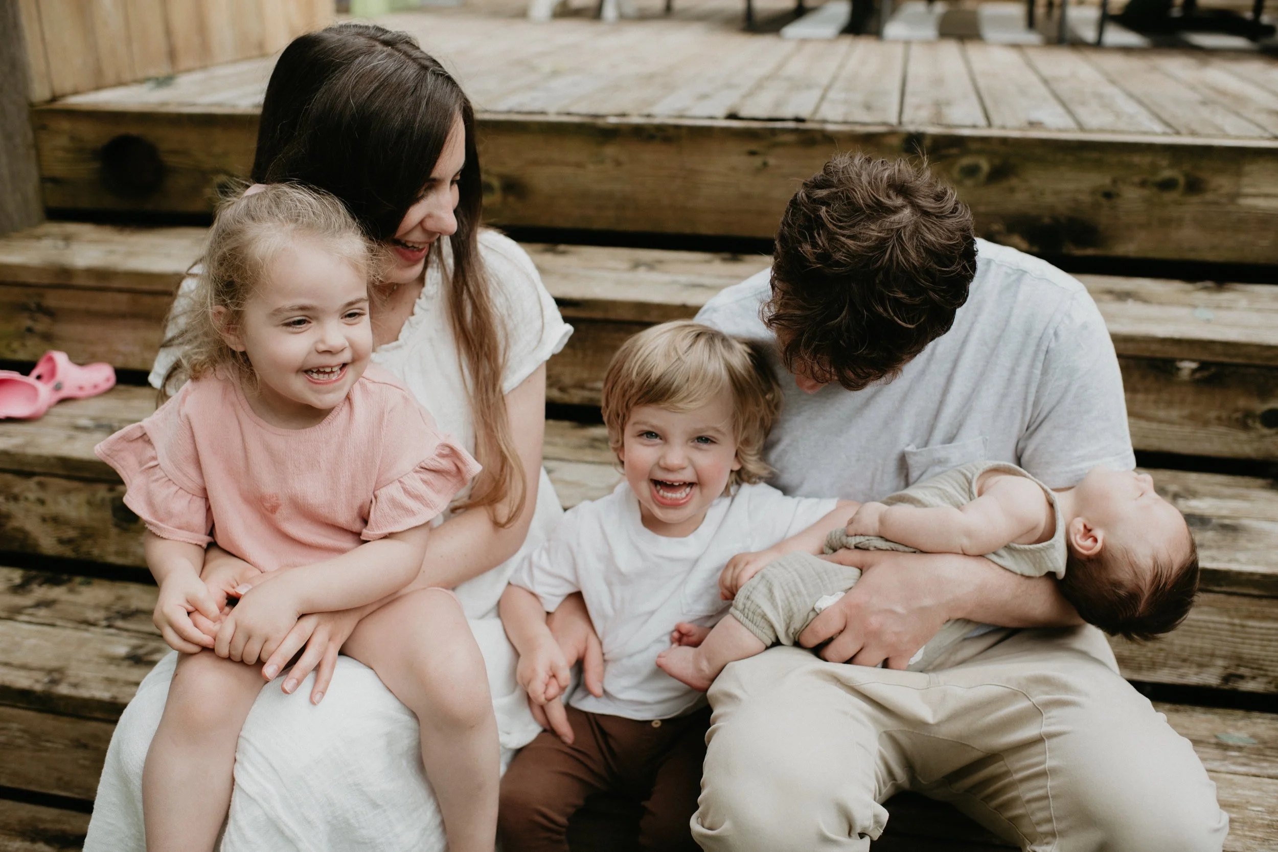 Springtime Family Session at Home | Scarlet O'Neill Photography