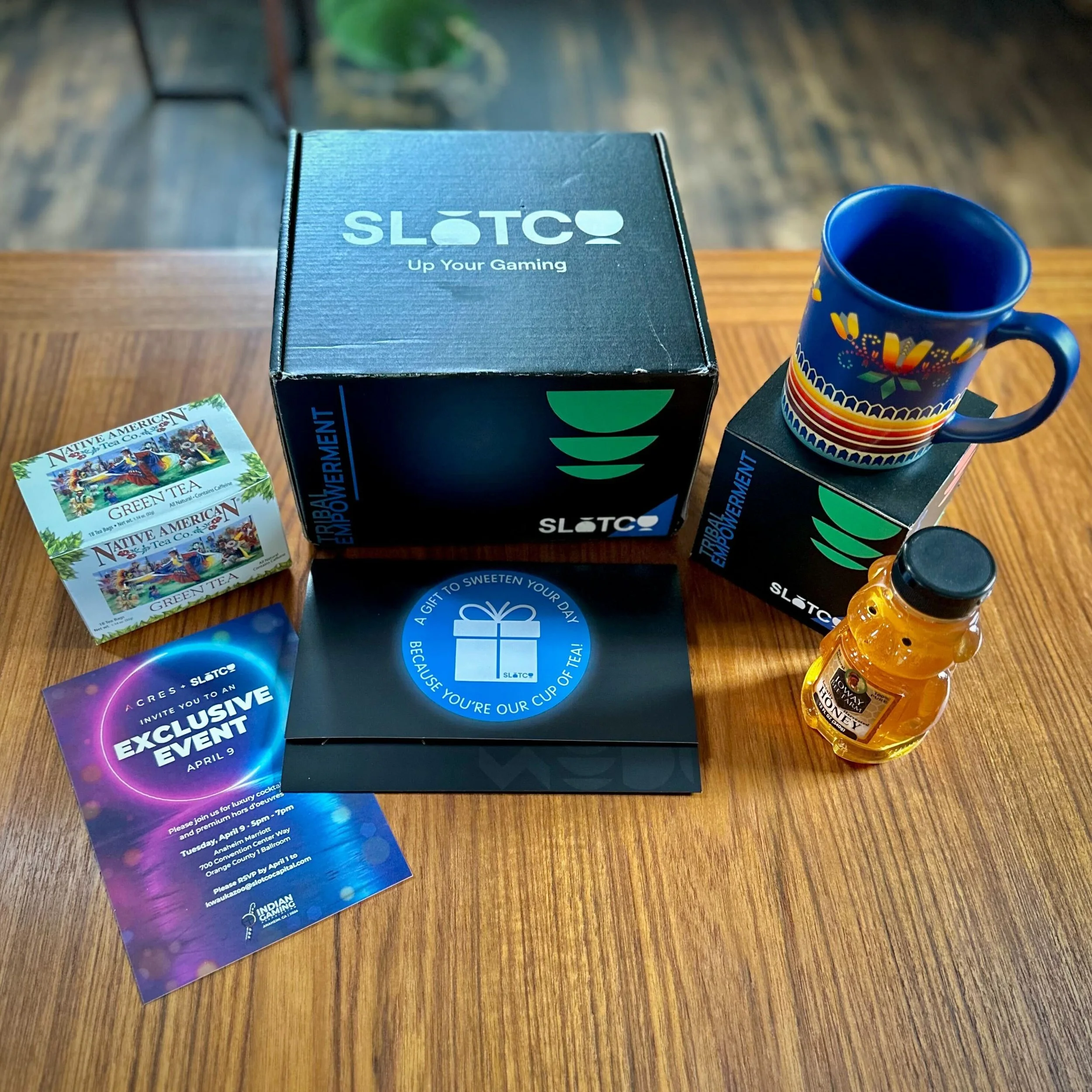 Custom Swag Portfolio — Liquid Screen Design