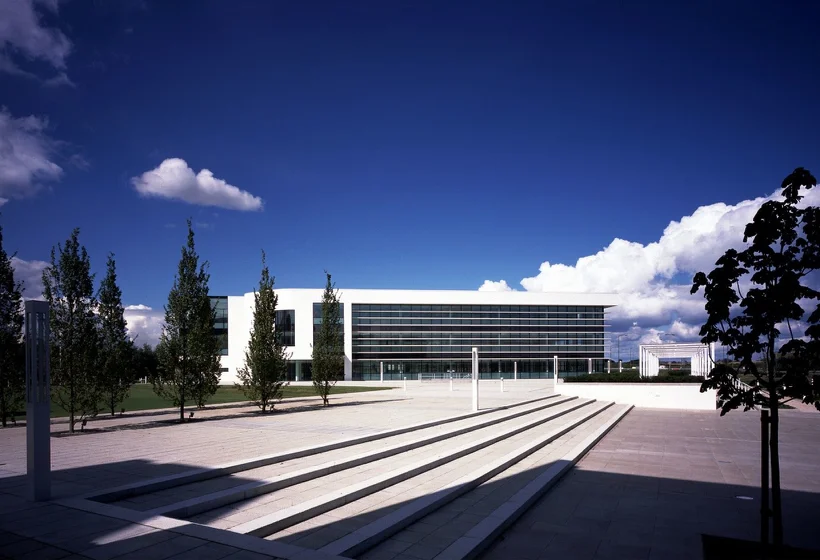 7 Lochside View, Edinburgh Park – AMA Studio