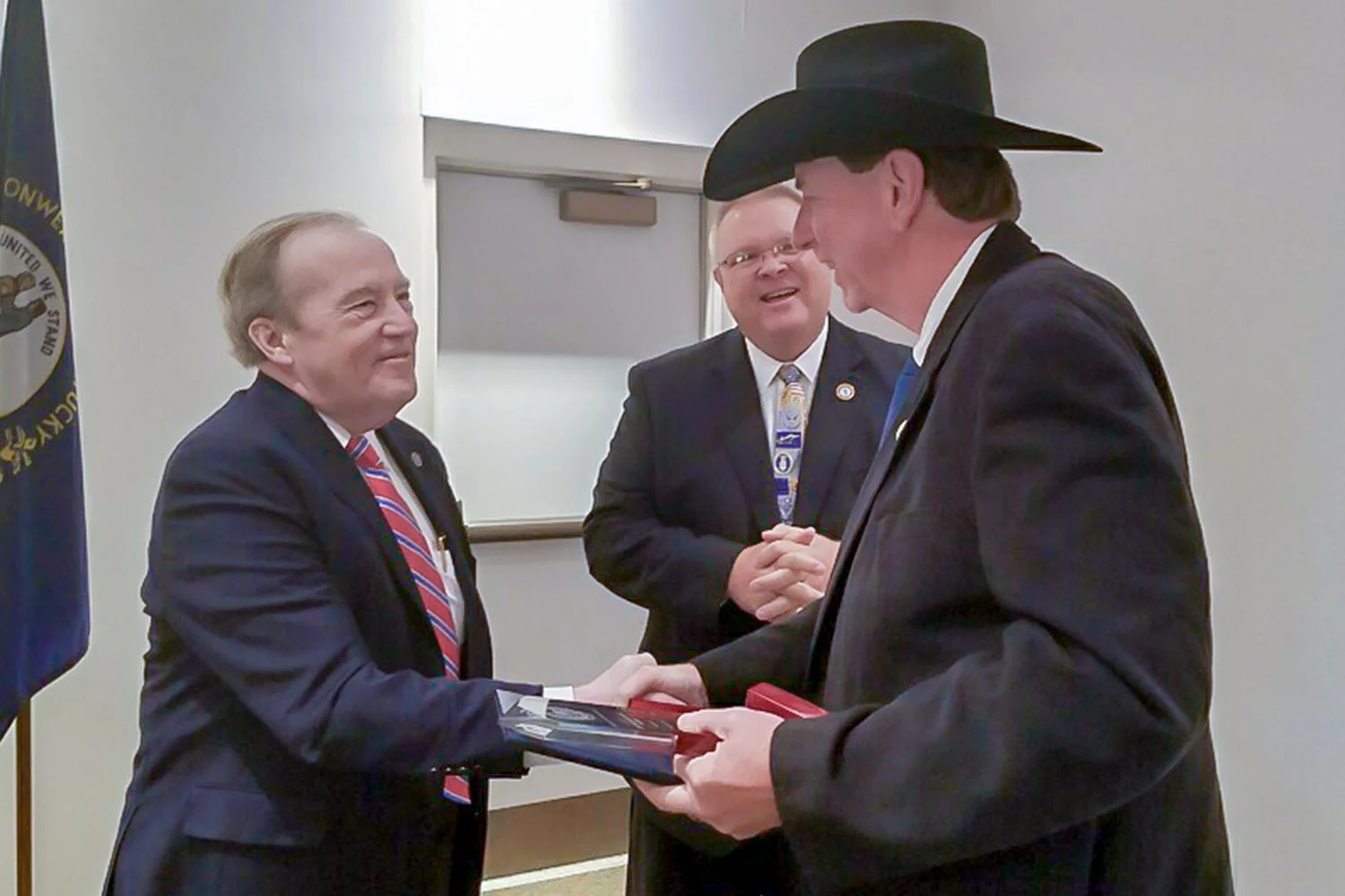 Sheriff Cain Receives 2018 Melvin Shein Award — Kentucky Law Enforcement