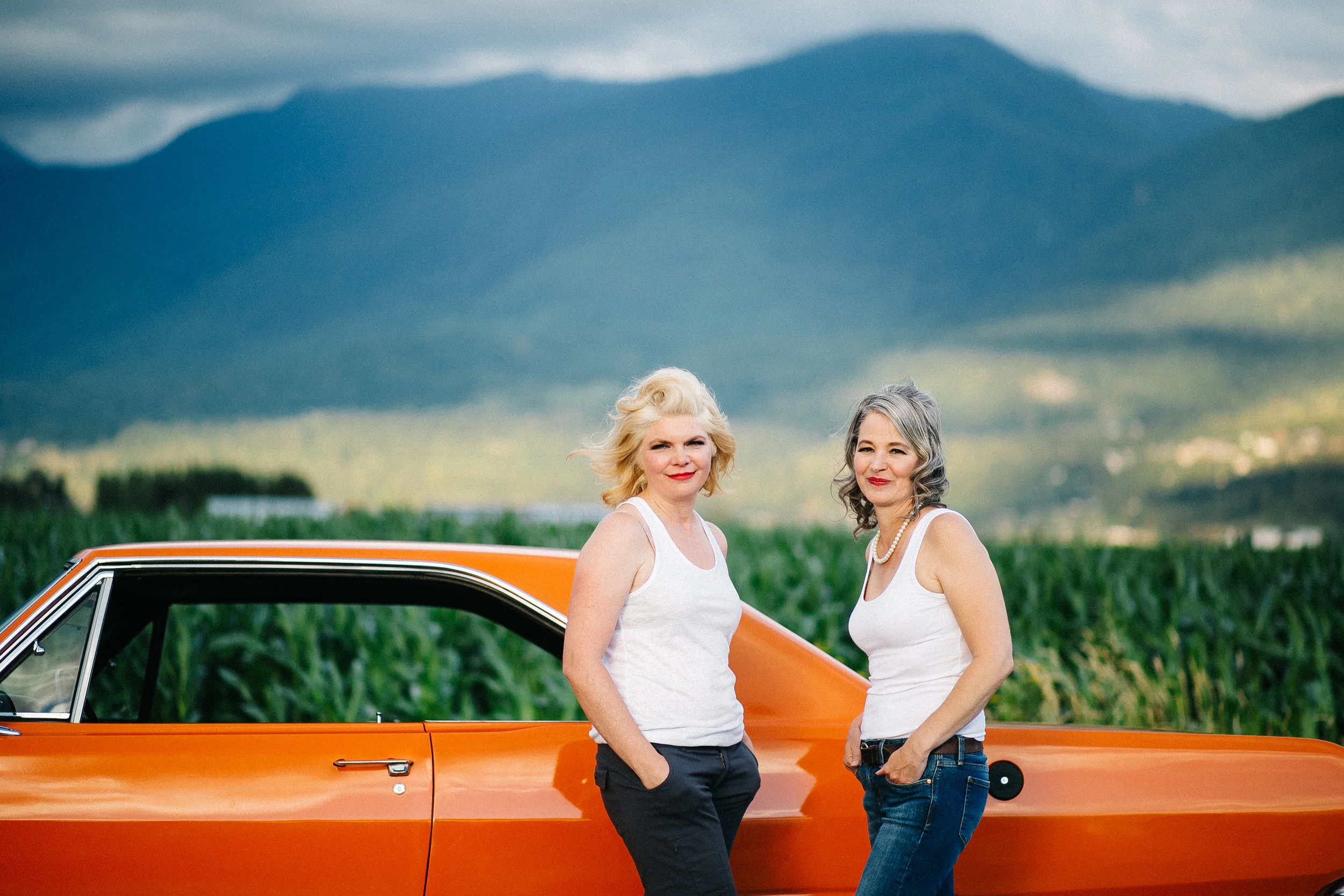 Tanya and Deanna | Chilliwack Portrait Photographer — Sarah Sovereign ...