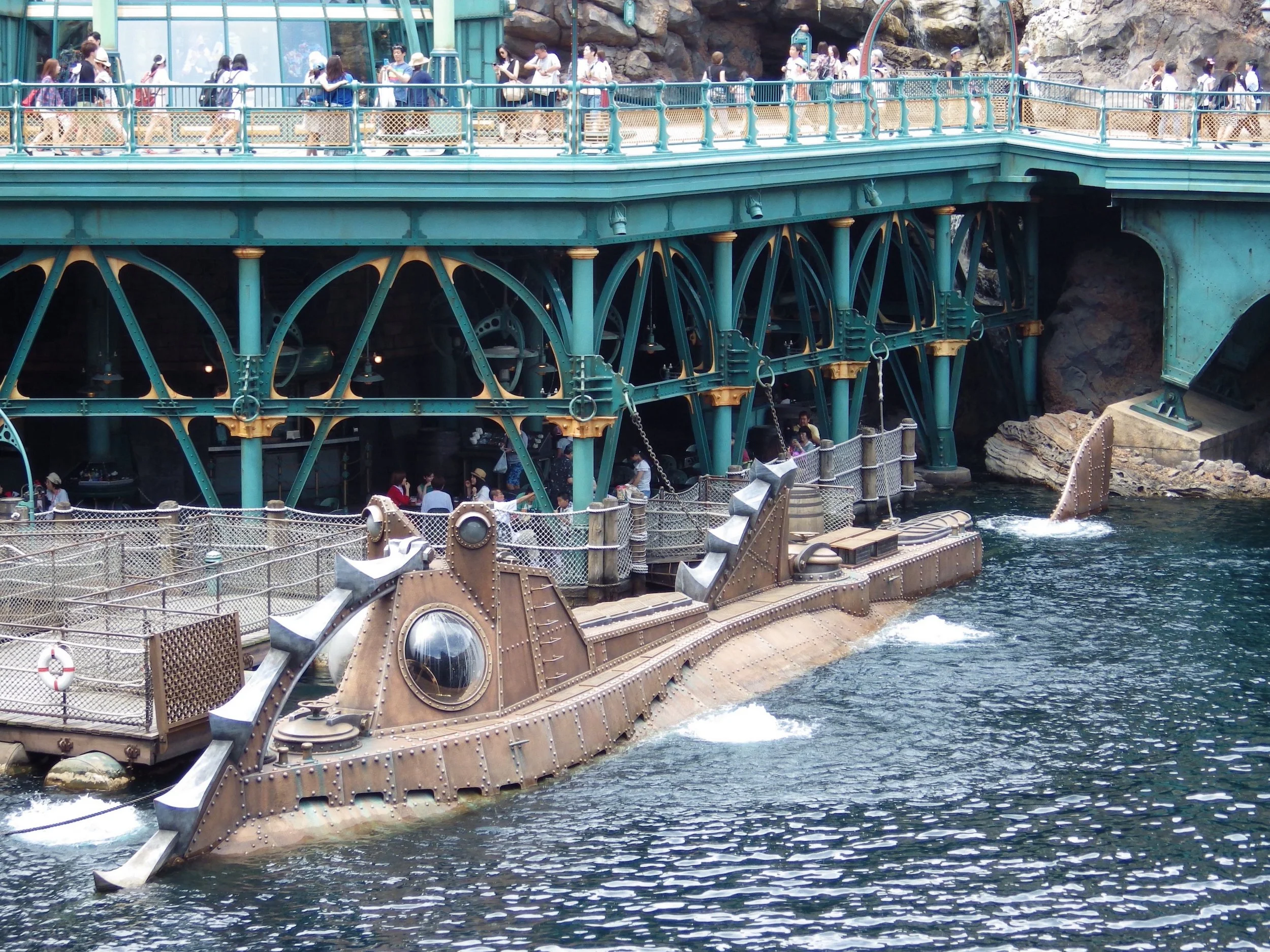 20,000 Photos Under the Sea — The Gaijin Ghost