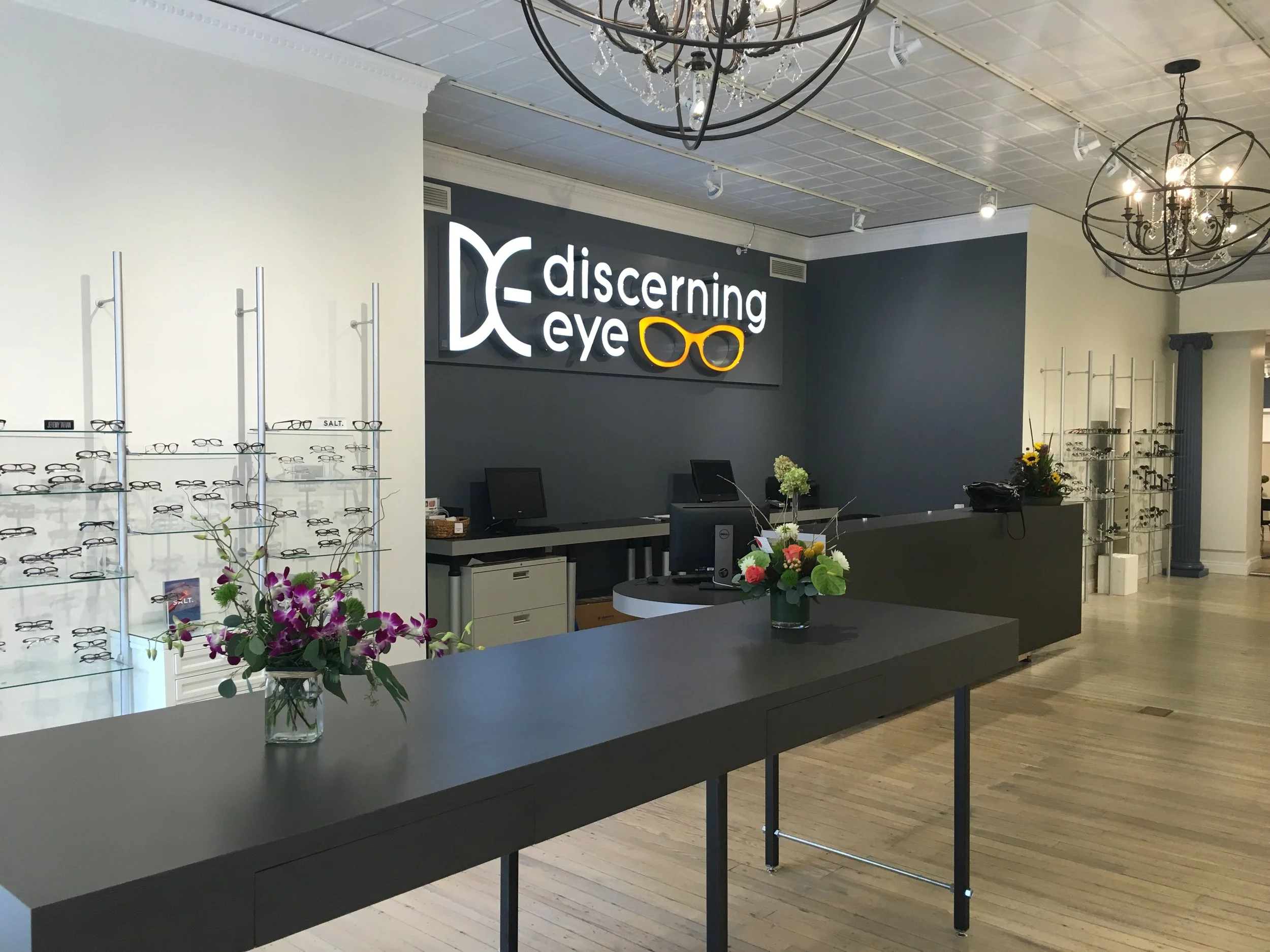 Our Story | Discerning Eye | Eyewear, Sunglasses & Eye Exams