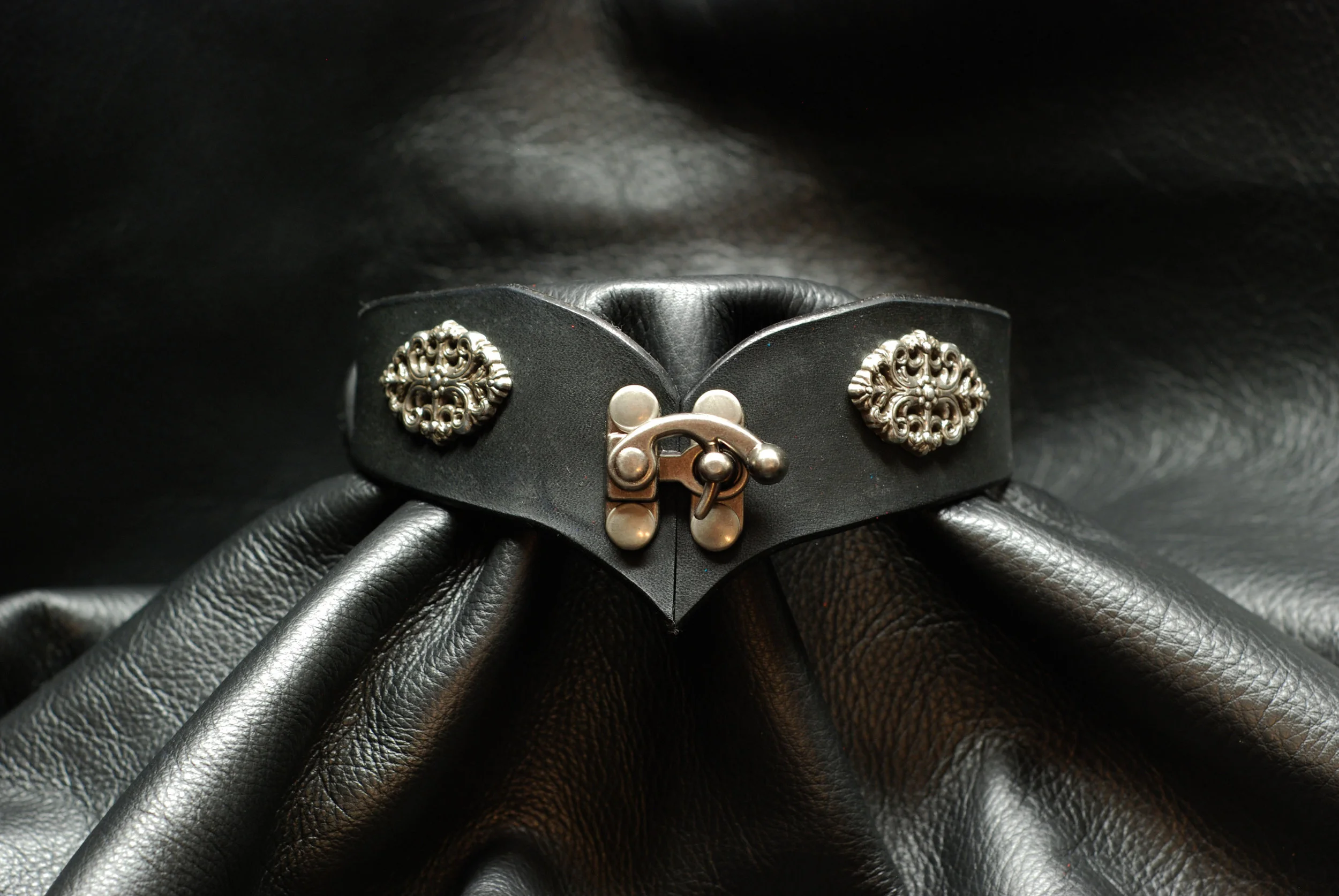 Collars — HOLO Leather