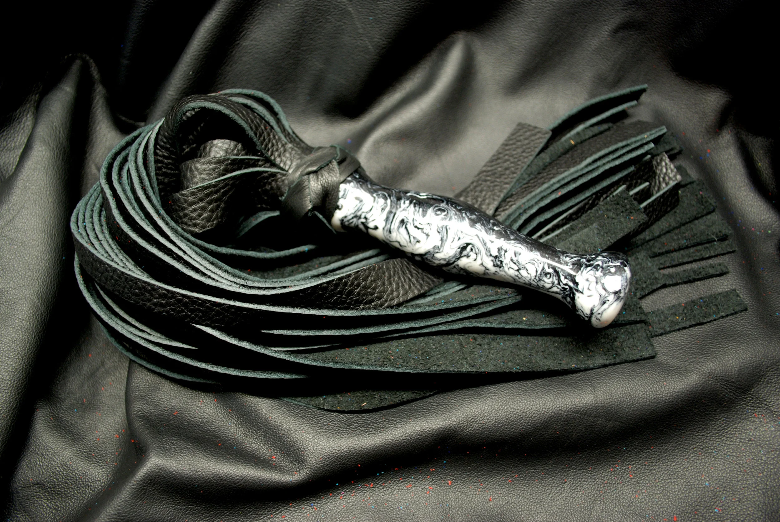 Acrylic Handle Floggers — HOLO Leather