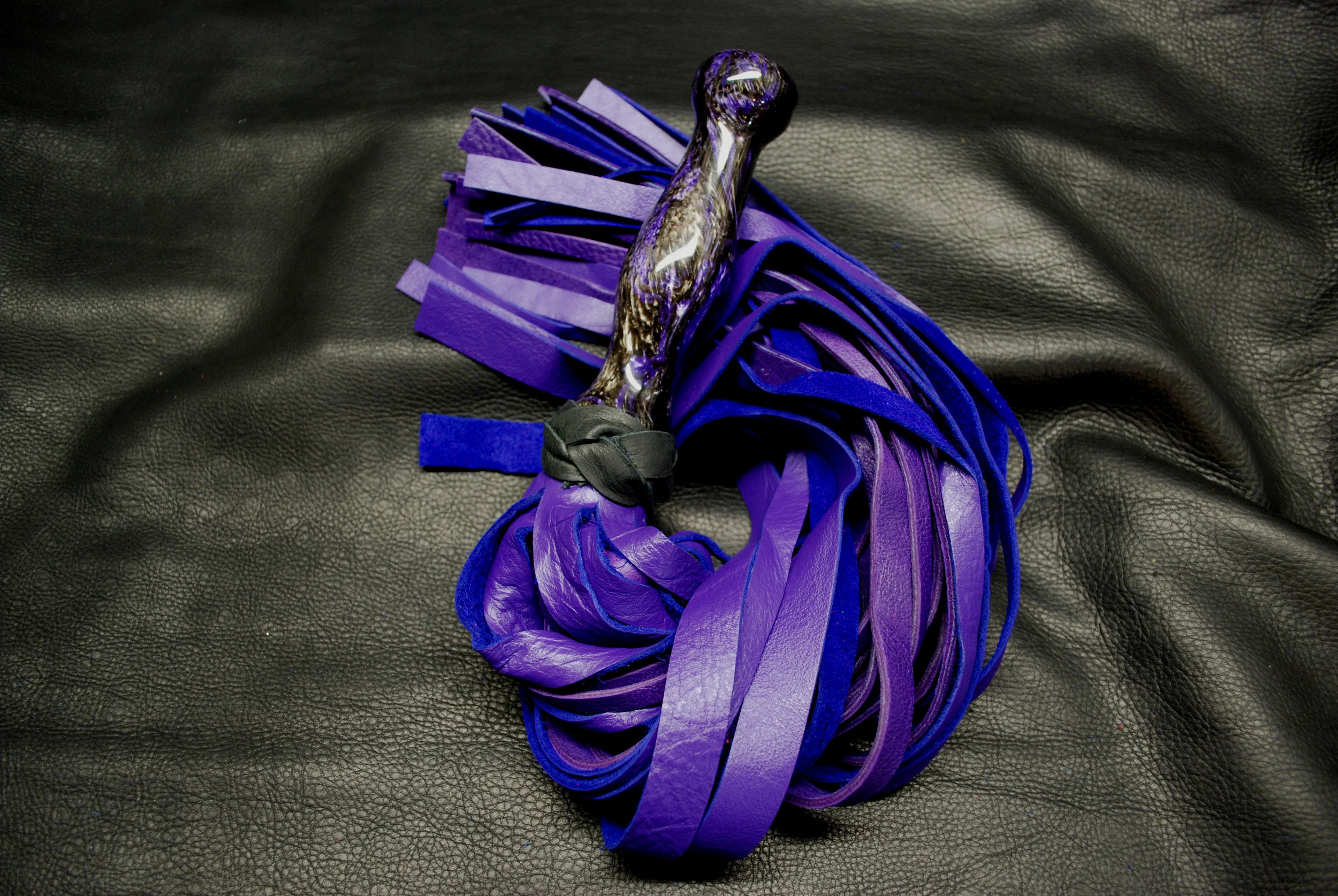 Acrylic Handle Floggers — HOLO Leather