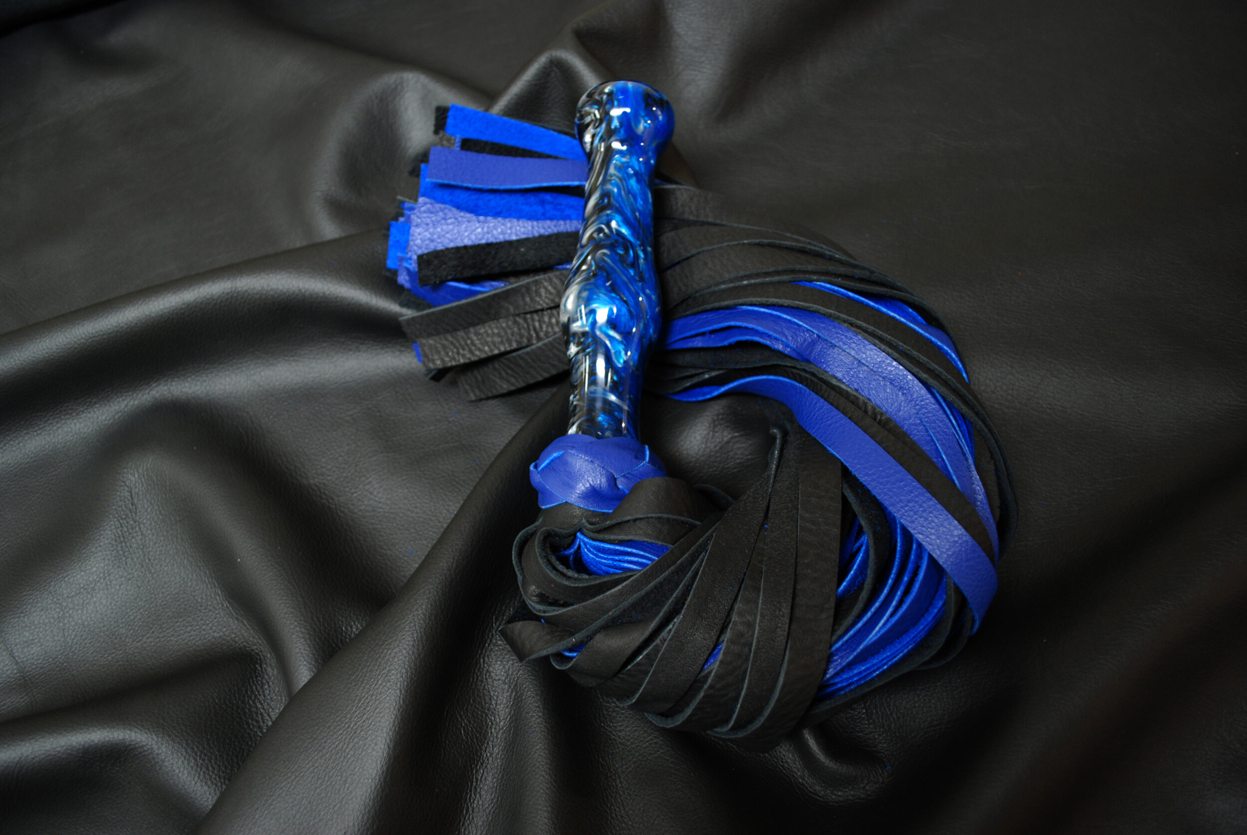 Acrylic Handle Floggers — HOLO Leather