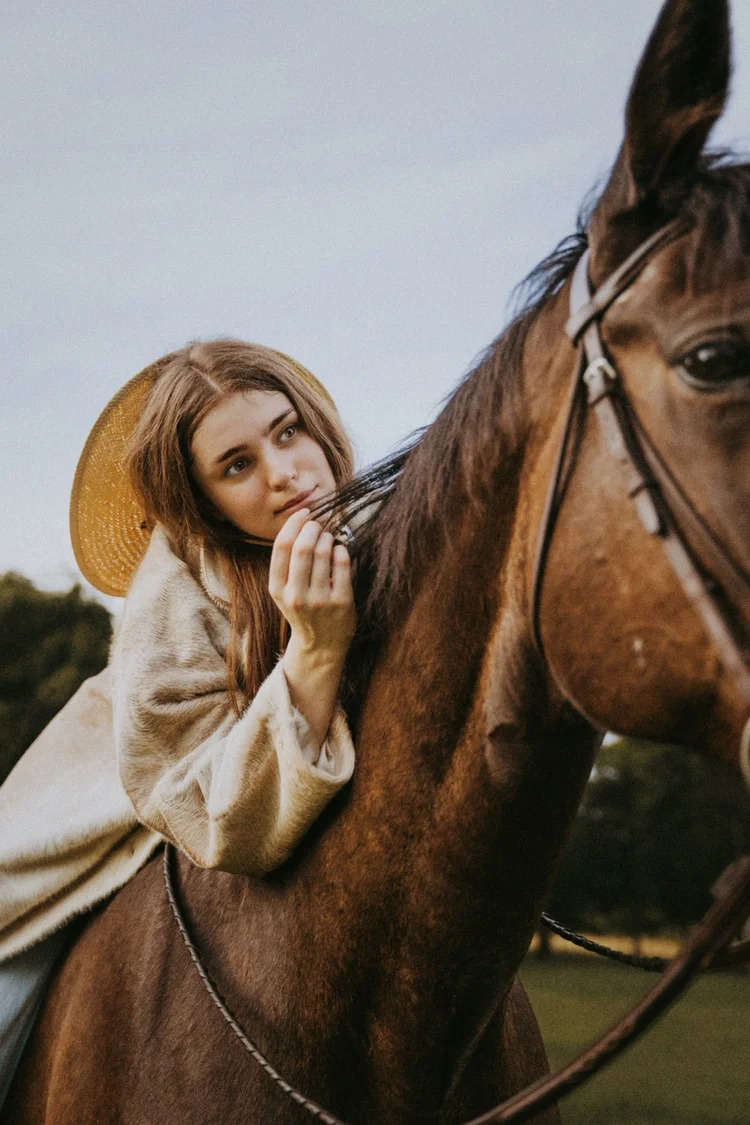 LOOKBOOK — Alli Marye