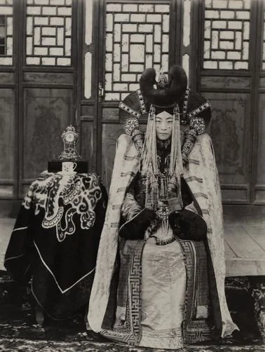History - The End of Mongolian Monarchy And Queen Genepil, Queen ...