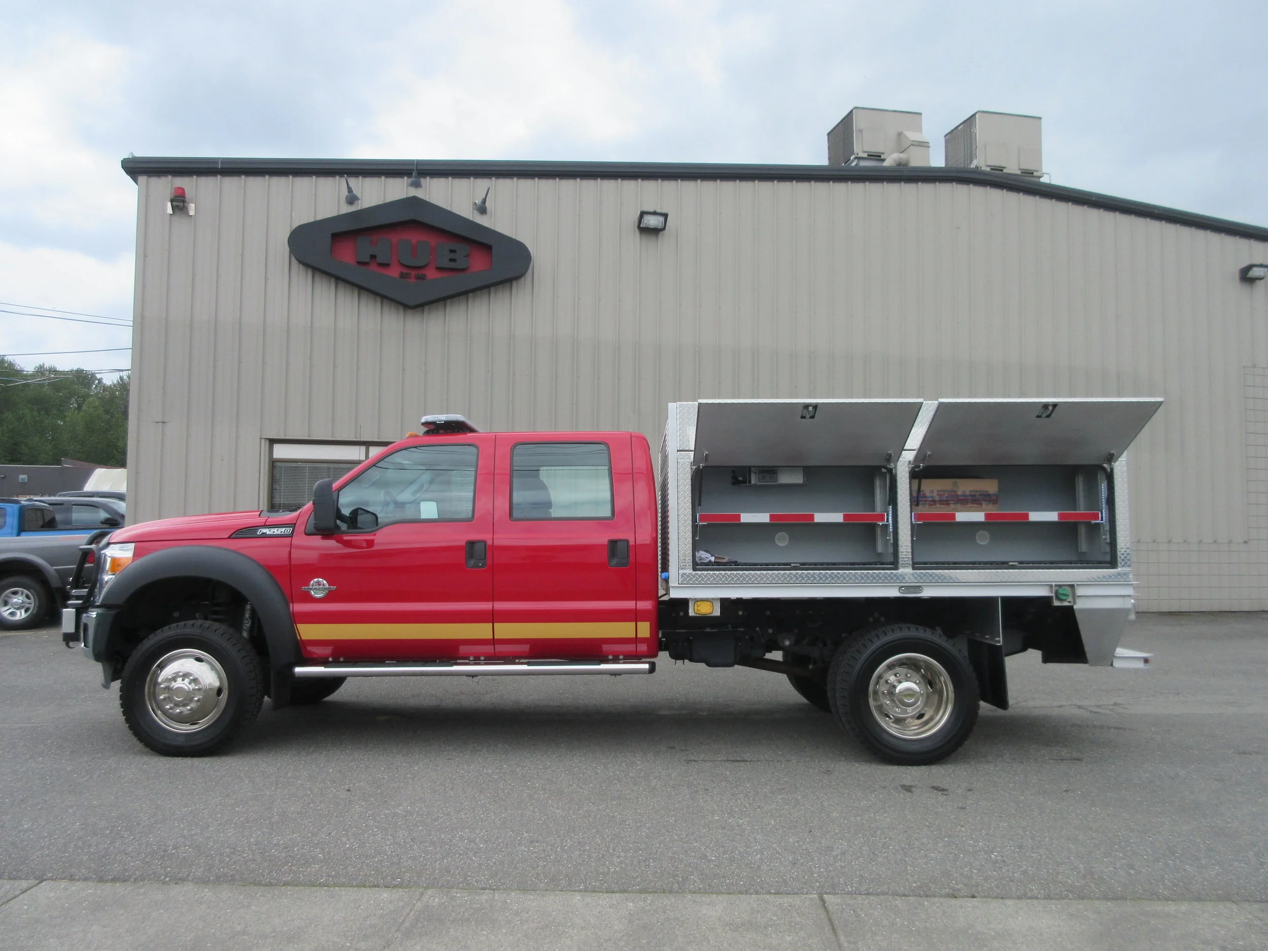 Simpcw First Nation — HUB Fire Engines