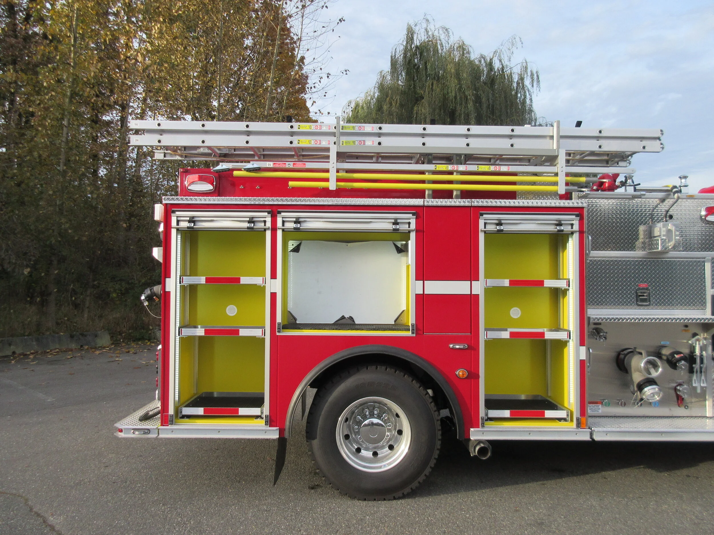 1259 Yale — HUB Fire Engines