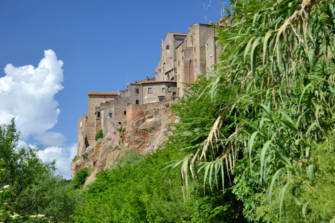 Pitigliano, Italy - The Medieval Village Where Time Stood Still ...