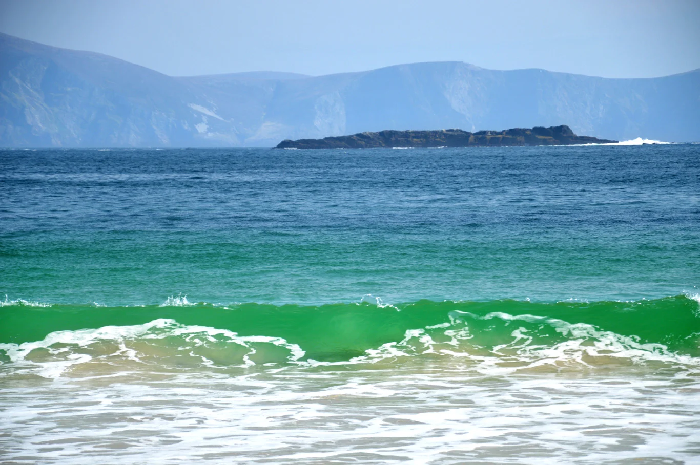 Achill Island and Keem Bay - The most beautiful and least known beach ...