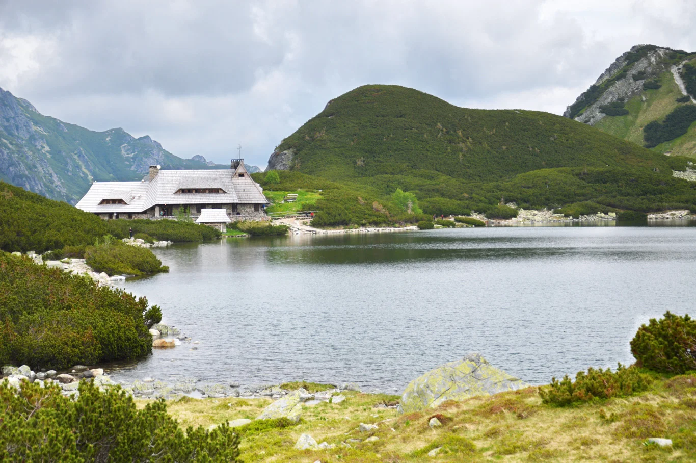 Dolina Pieciu Stawów - Hiking The Trail To The Valley of Five Lakes in ...