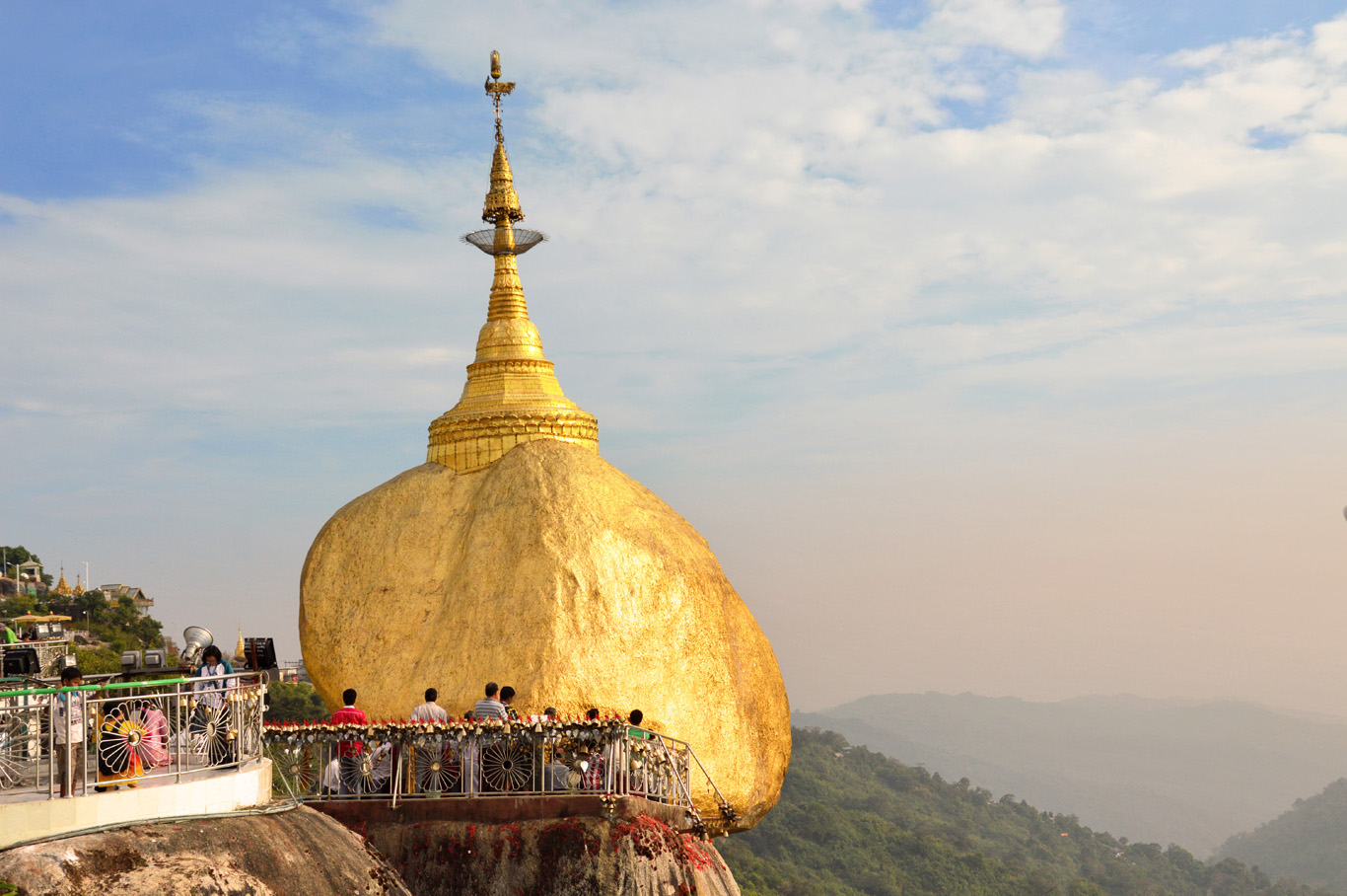 From Yangon To Golden Rock Pagoda (Kyaiktiyo) In One Day - Crazy ...